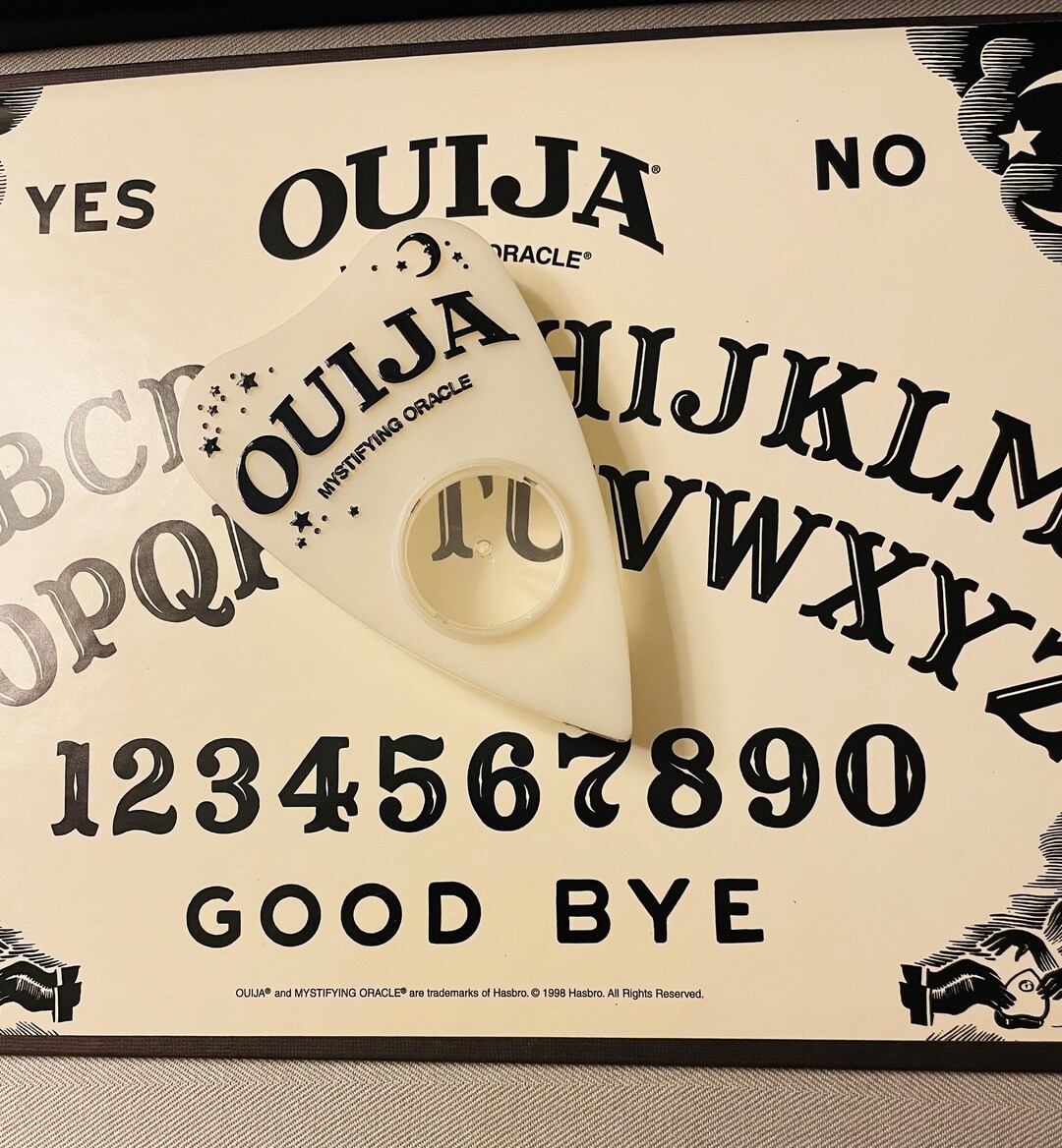 Vintage 1998 Glow in Dark Ouija Board Game - Etsy