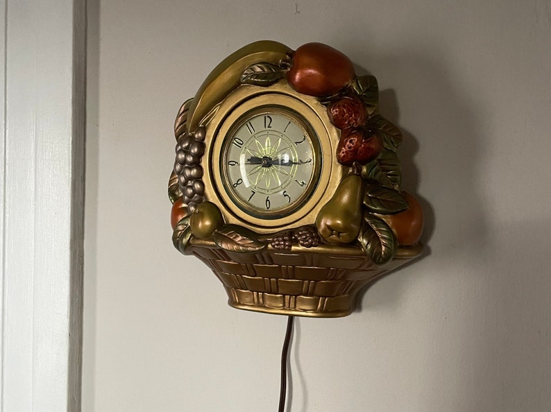 Vintage Lanshire Fruit Clock 1970’s Decor - Etsy