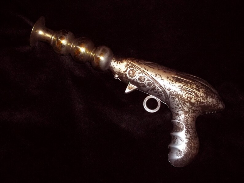 Retro Ray Laser Gun Science Fiction Fantasy Custom Blaster | Etsy