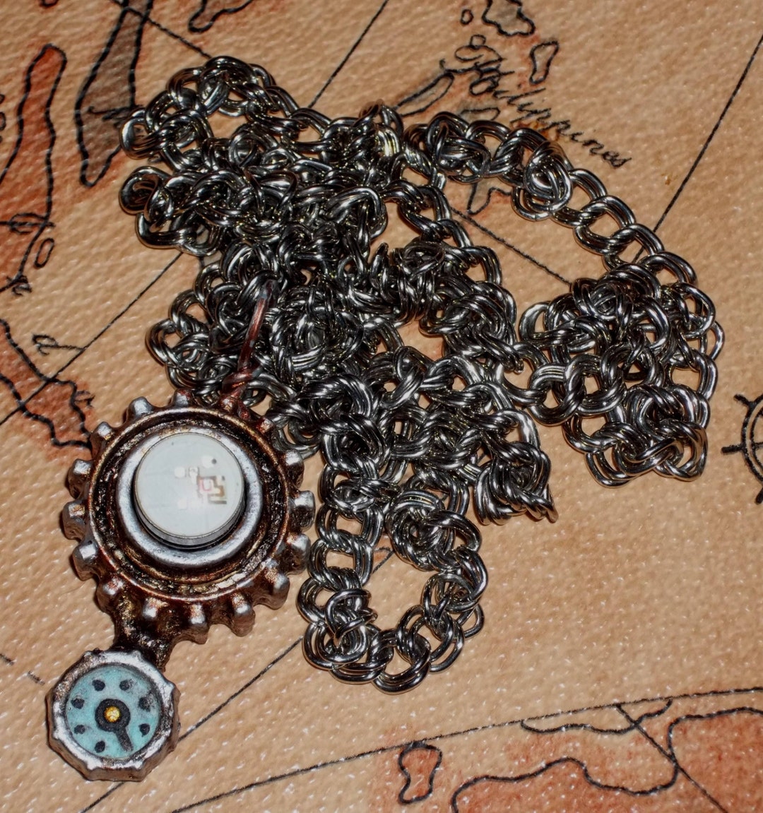 STEAMPUNK / DIESELPUNK Blinking Light Temporal Tracking Beacon Pendant ...