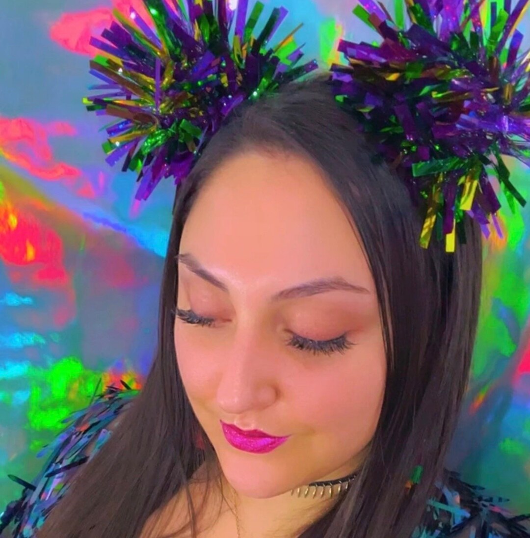 Mardi Gras Hair Pom Poms! Mardi Gras Head Wear. Mardi Grad. Tinsel Hair ...