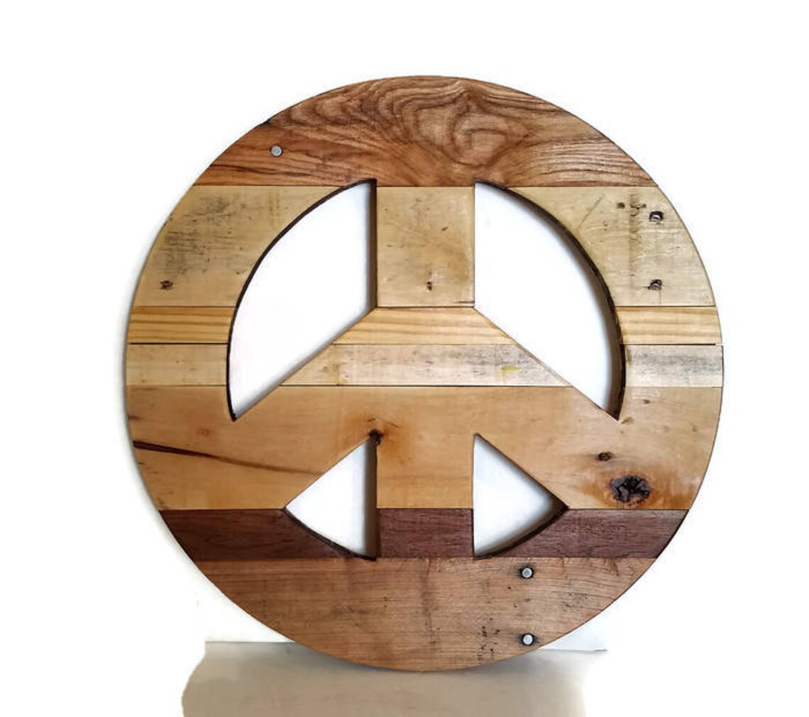 Rustic wooden peace sign 16 wood peace sign pallet | Etsy