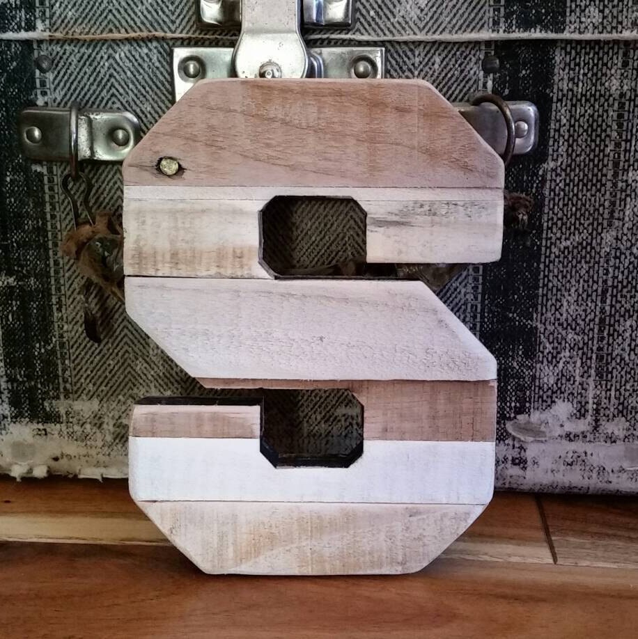 Repurposed Wood Pallets Into Letters