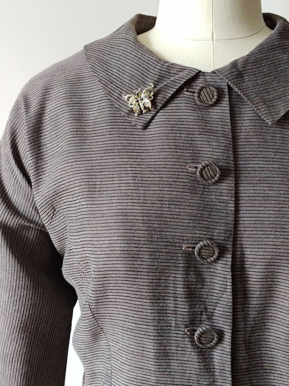 1950s Miss Peg Palmer Brown Ribbed Day Dress | Vintag… - Gem