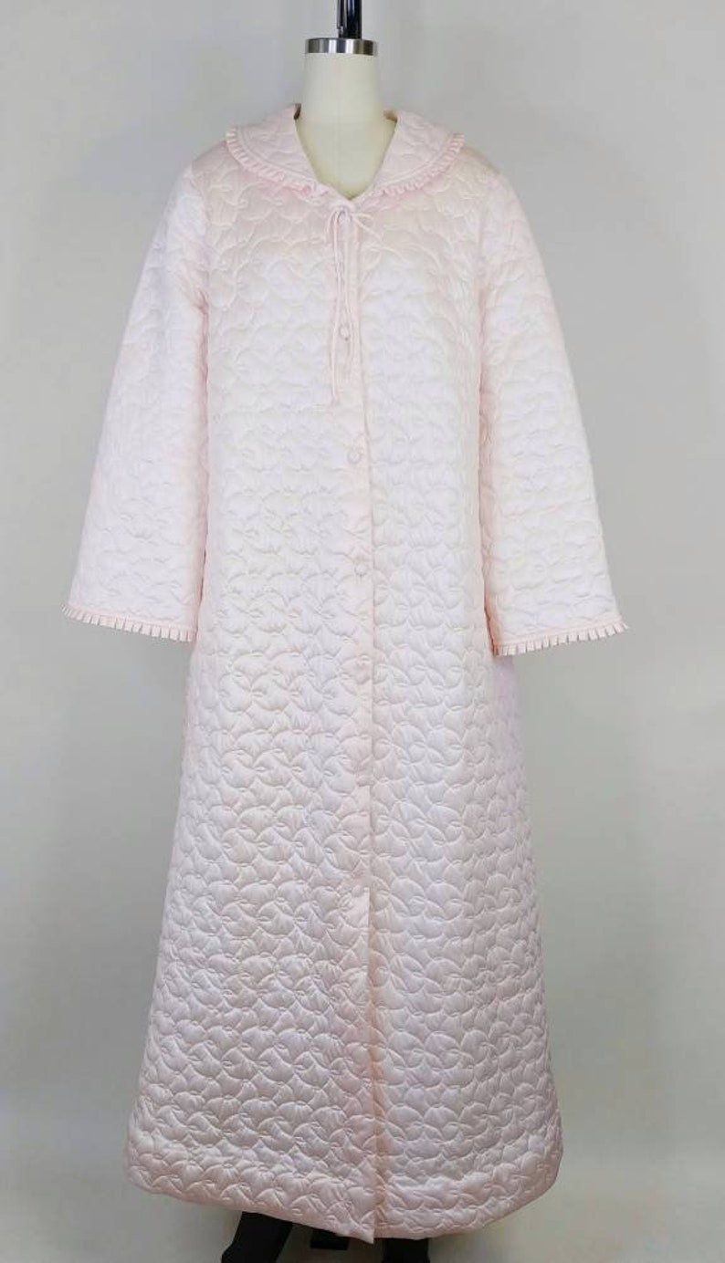 1970s Light Pink Quilted Nylon Robe Vintage 70s Housecoat - Etsy