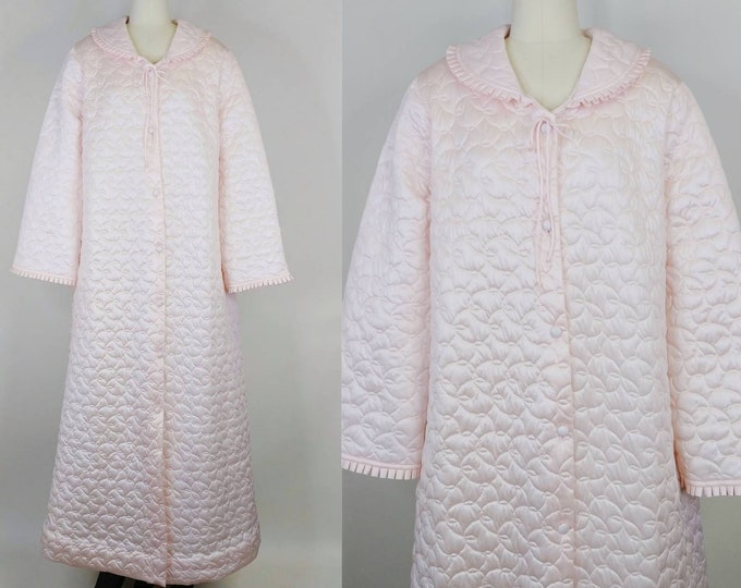 1970s Light Pink Quilted Nylon Robe Vintage 70s Housecoat Loungewear ...