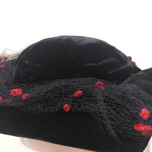 1930s Tricorn Black and Red Velvet Hat | Vintage 30s Saks 34th Three ...