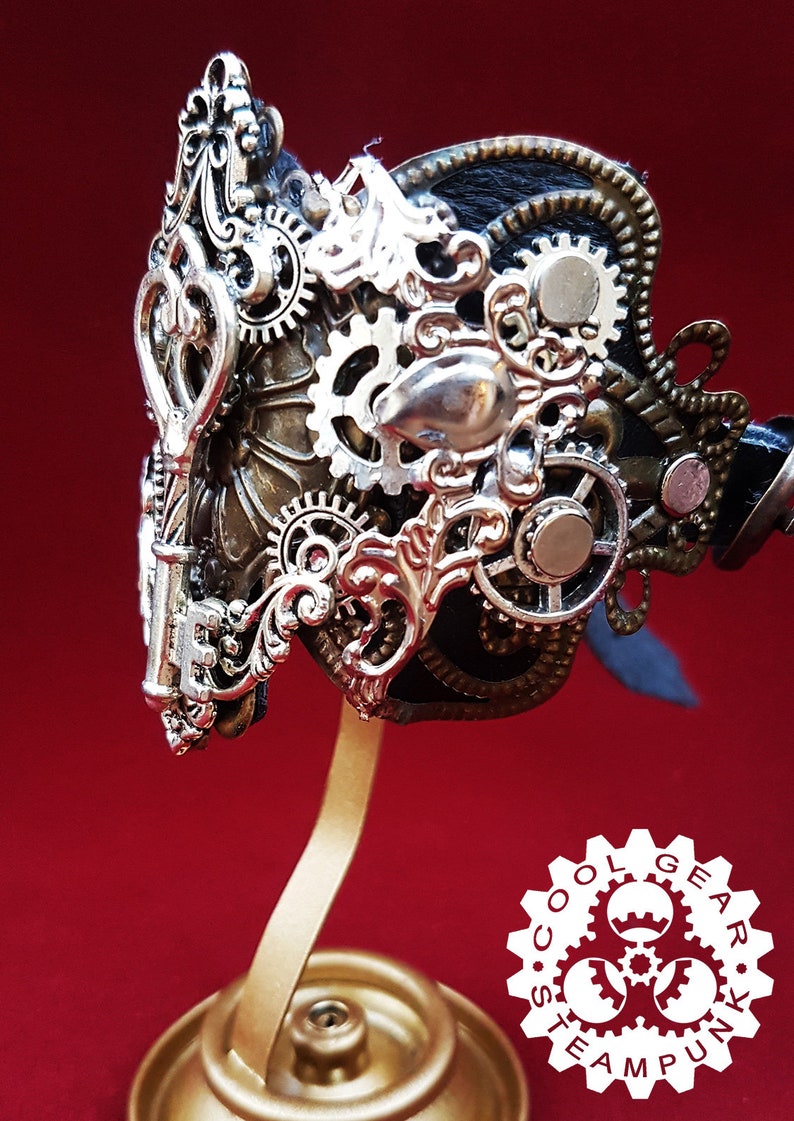 I Sucellos i Victorian Steampunk Bracelet With Key of - Etsy