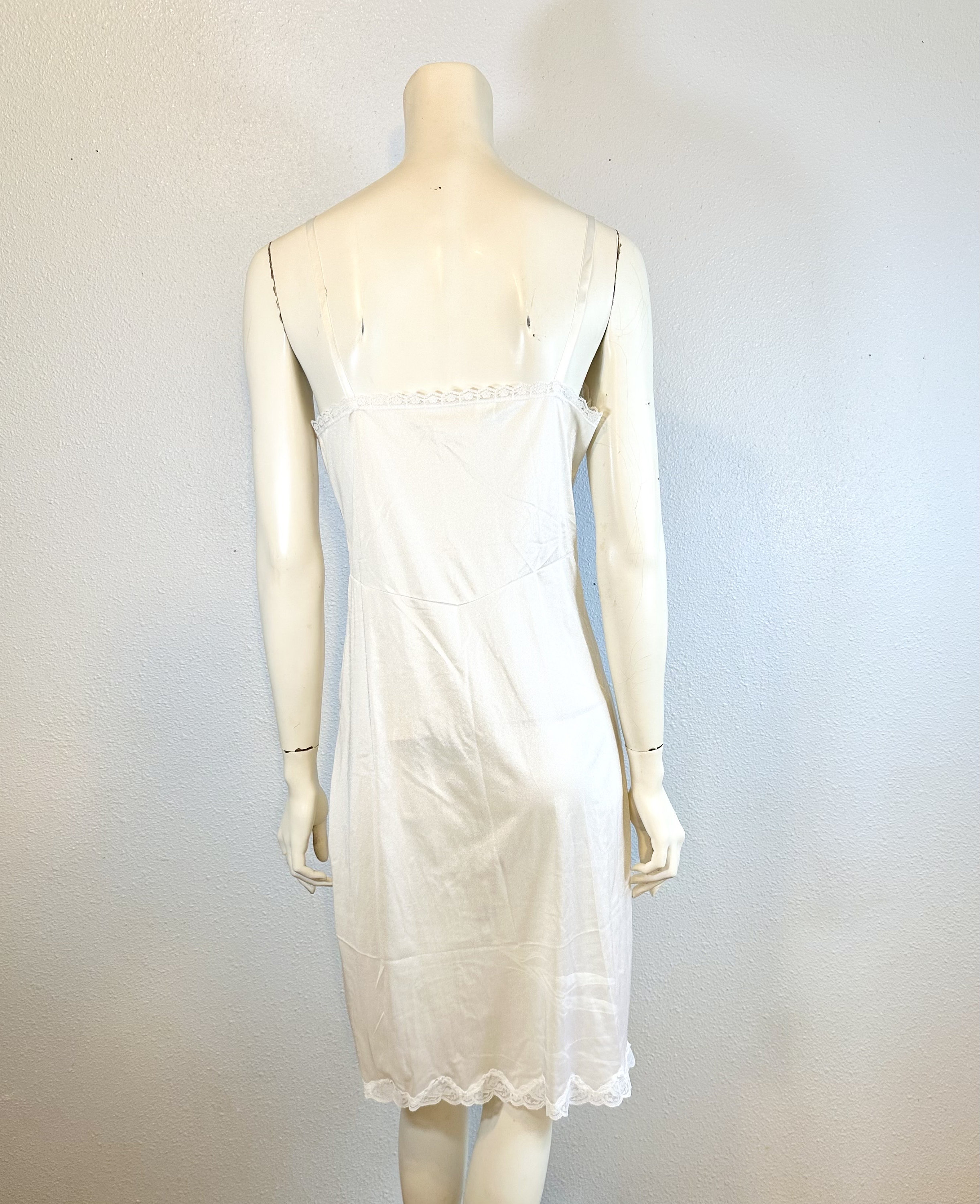 Vintage Full White Slip by Mel-lin, Size 36 - Etsy