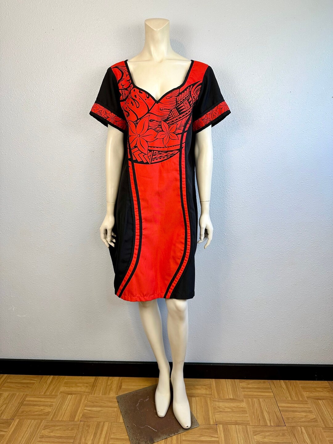 Black & Red Hawaiian Print Short Dress, Large - Etsy
