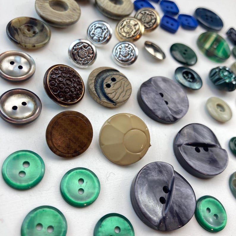 Funky Project Buttons, Education Tools, Various Sizes, Colours, Shapes ...