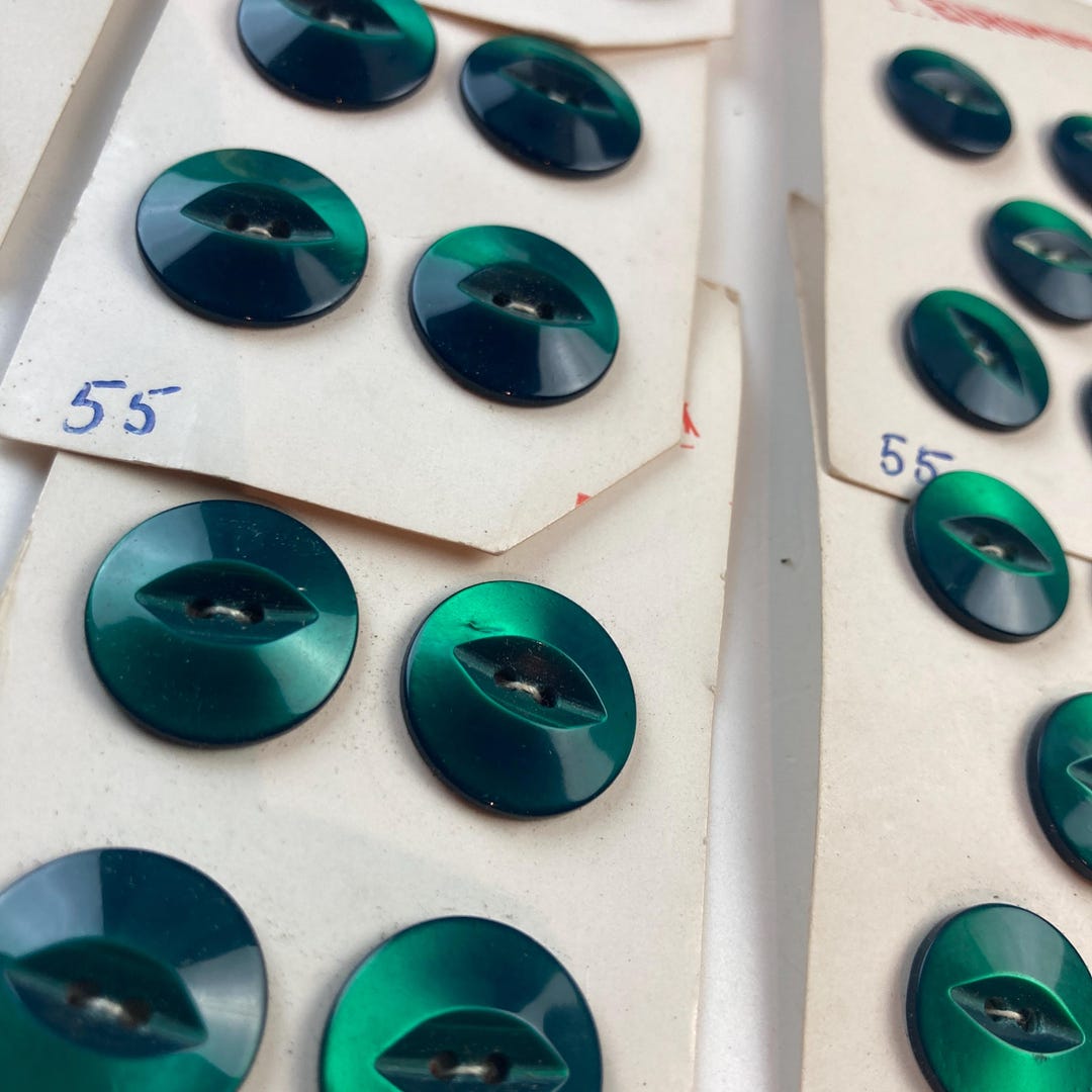 Shiny Green Buttons of Various Sizes, 2 Hole Plastic Buttons, Retro ...
