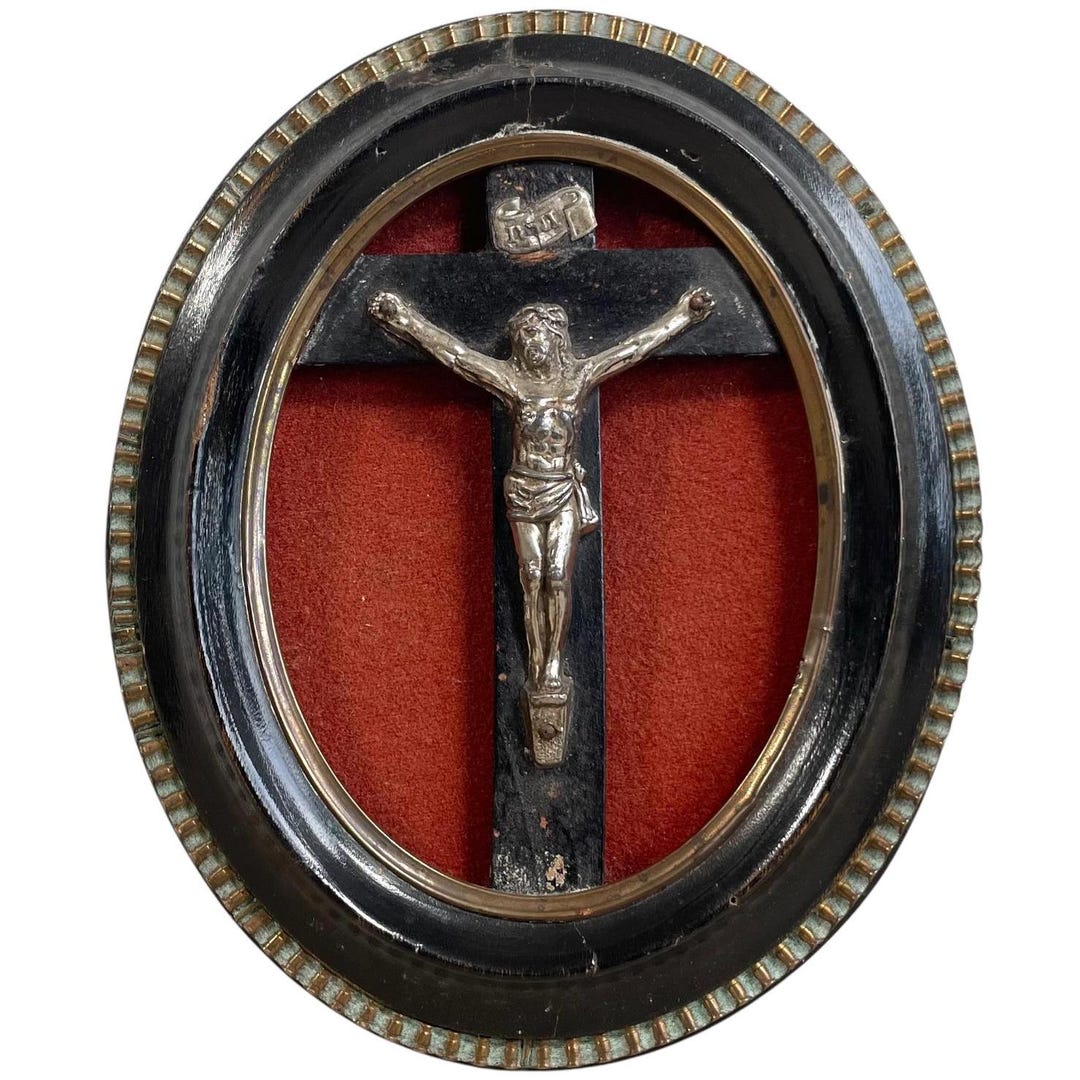 Vintage French Wall Hanging Crucifix Jesus Cross on Oval Wooden Plaque ...