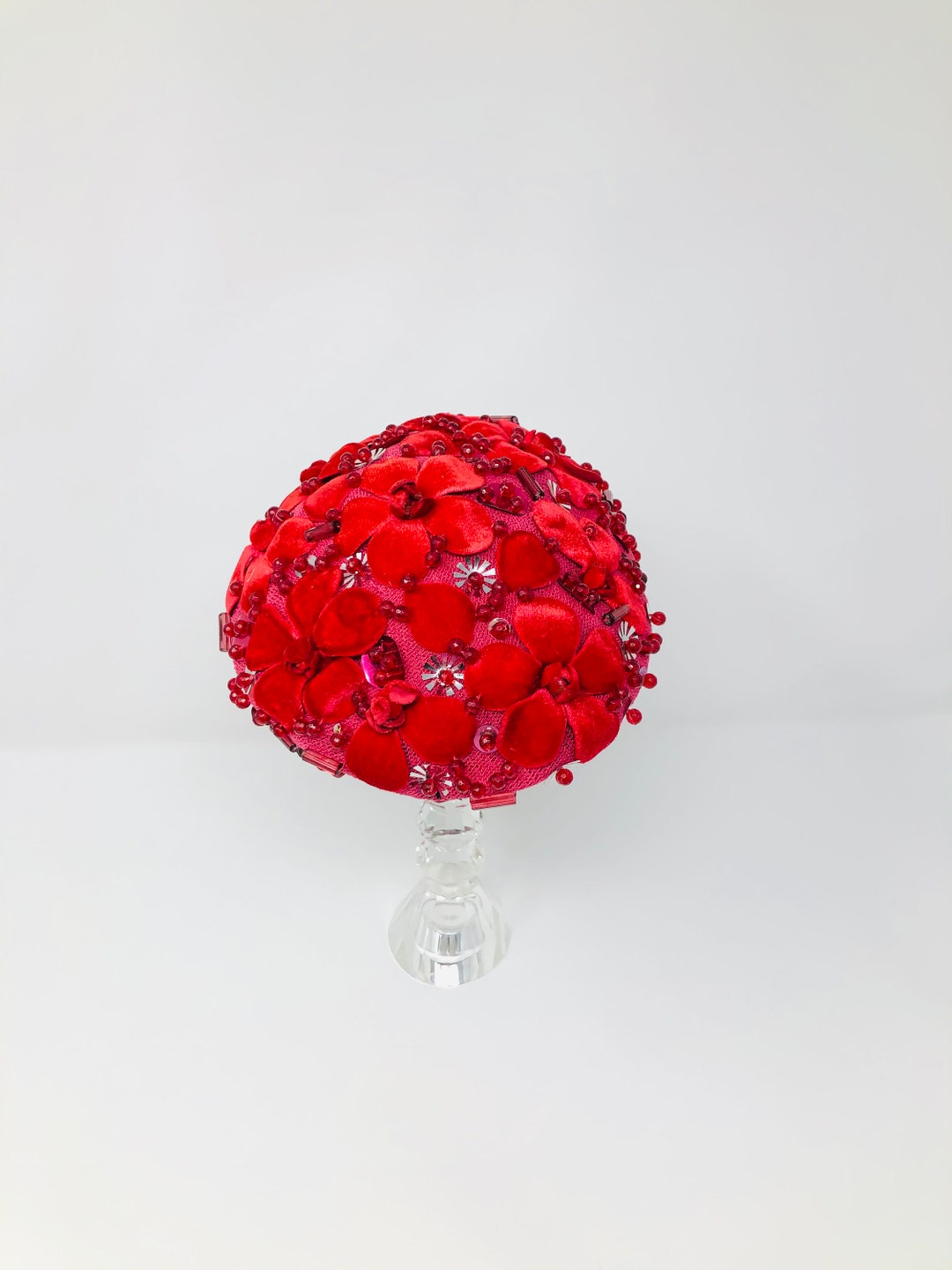 40s Kaufmanns Juwel Perlen Pailletten Rubin Rot Filz Blumen Hut / 1940s ...