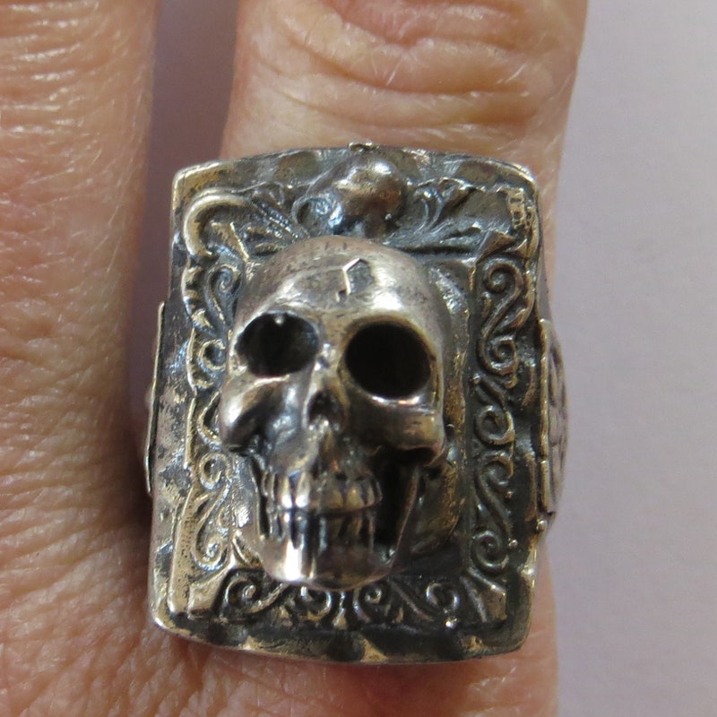 Vintage Biker Ring - Etsy