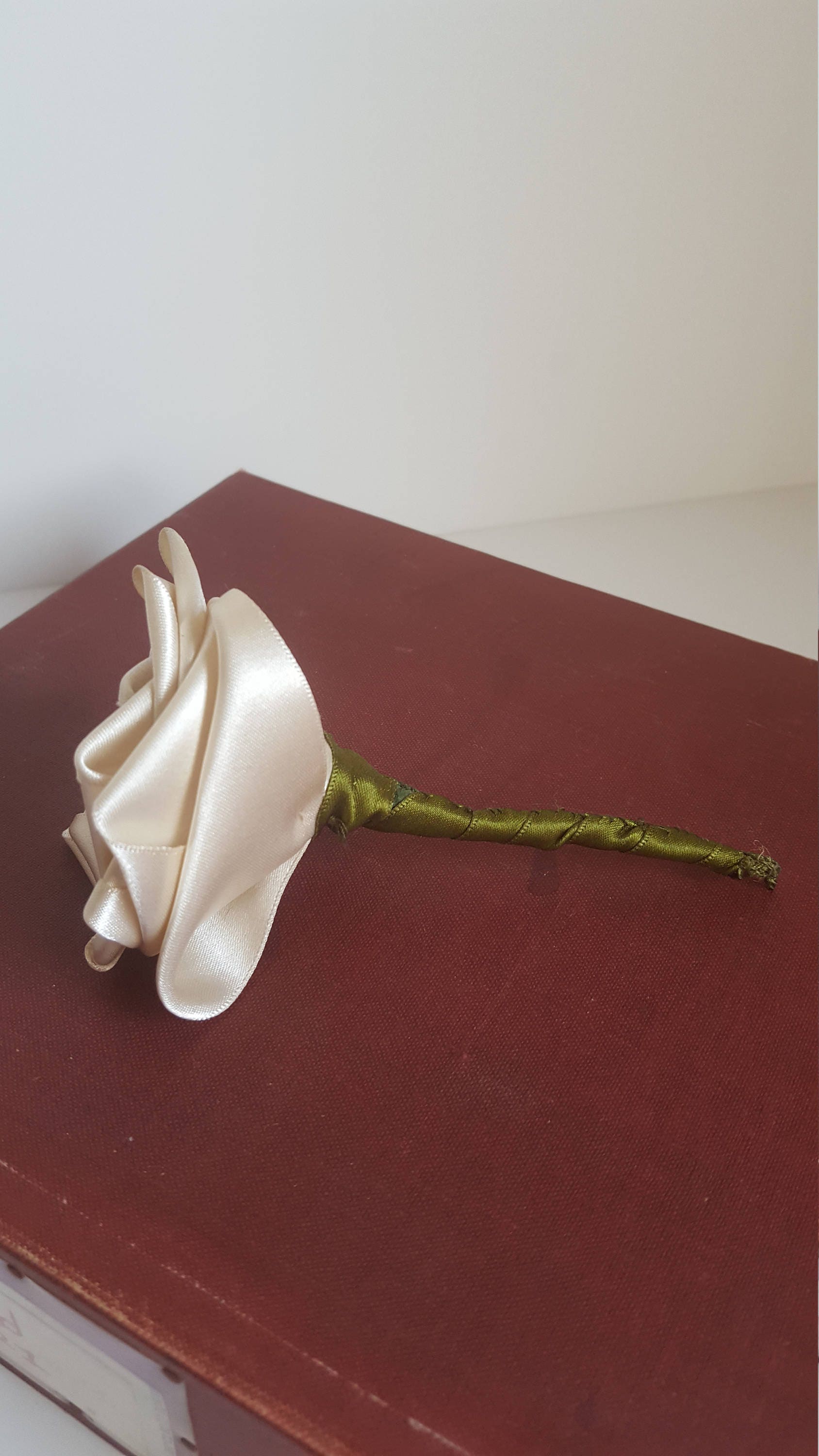 White Satin Ribbon Rose Buttonhole / Bouttoniere - Etsy
