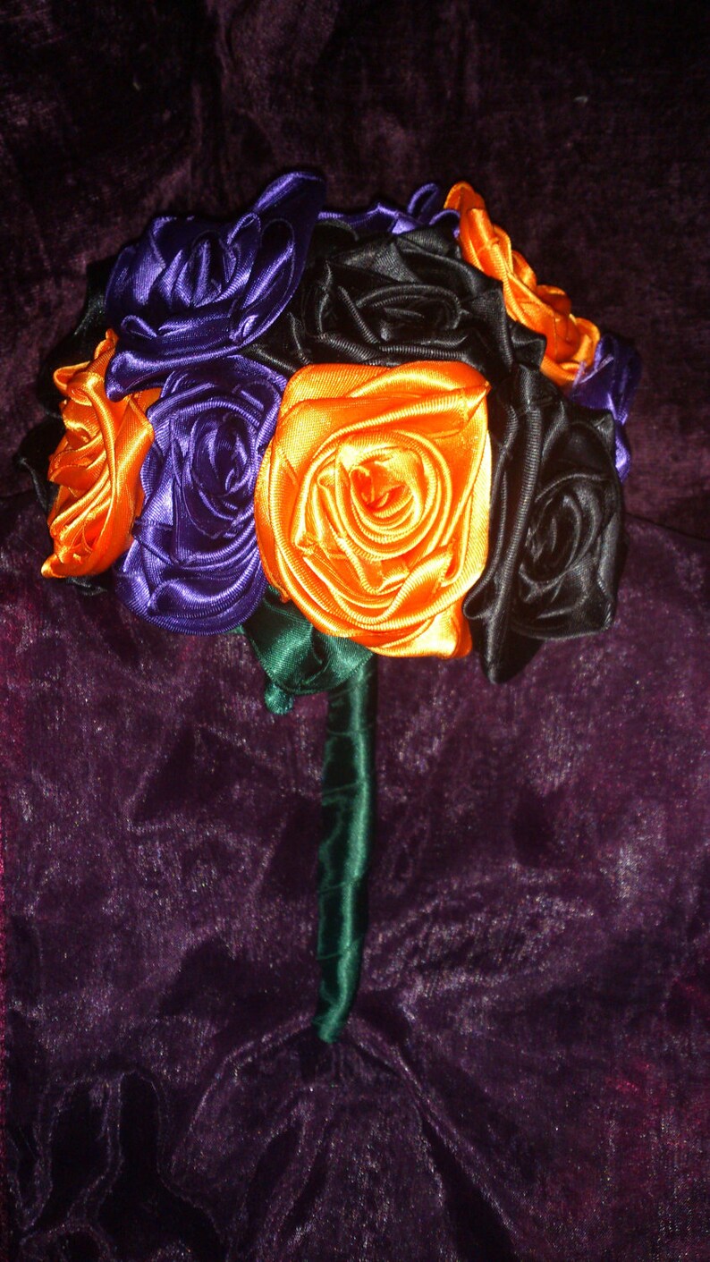 Halloween Ribbon Rose Bouquet medium - Etsy