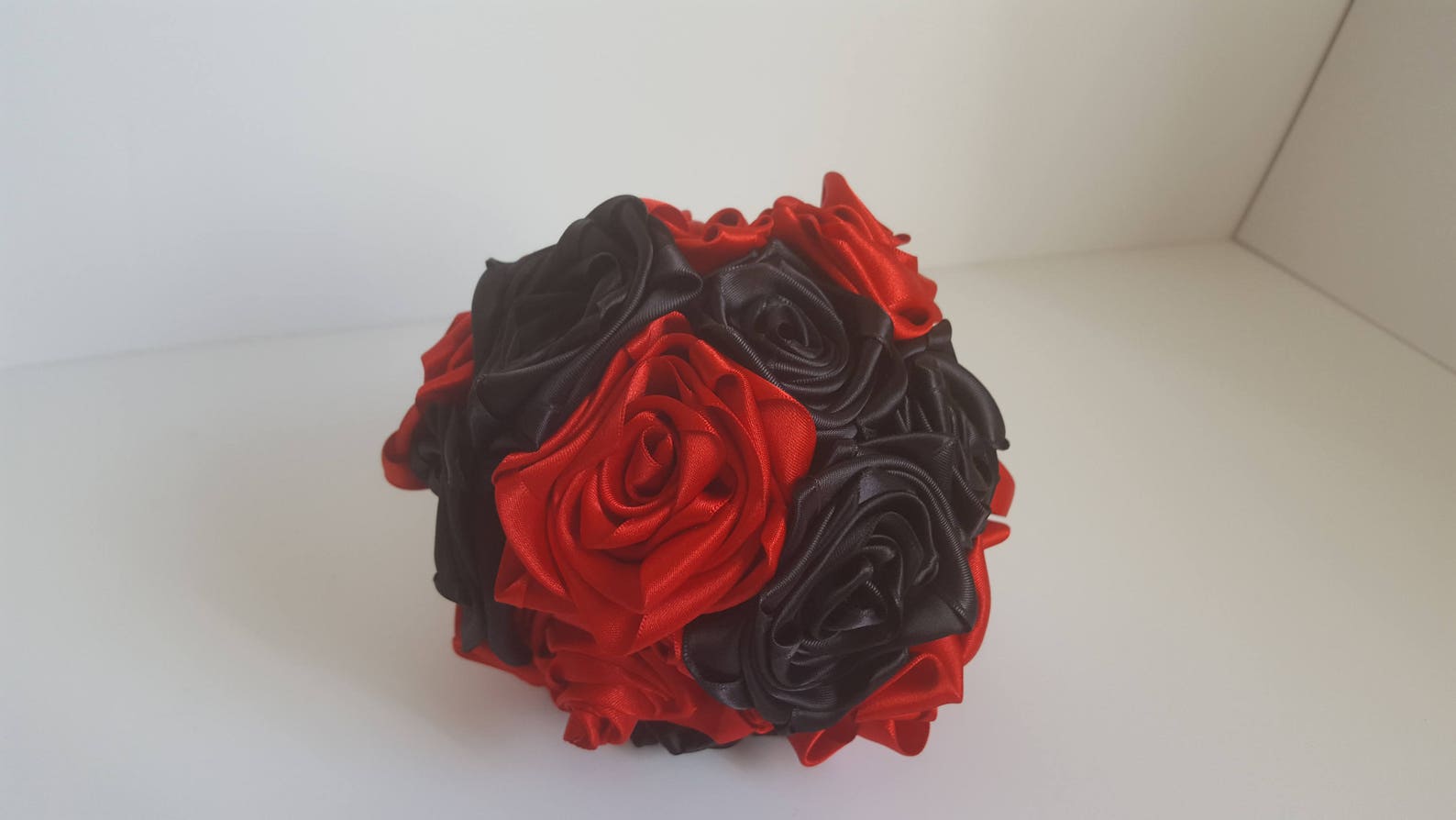 Black and Red Ribbon Rose Bouquet (medium) - Etsy
