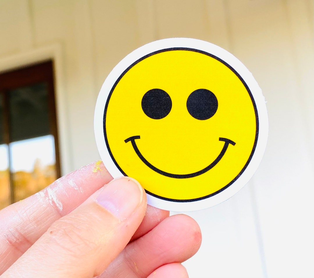 Smiley Face Sticker Water Bottle Happy Face Sticker Yellow Sticker ...