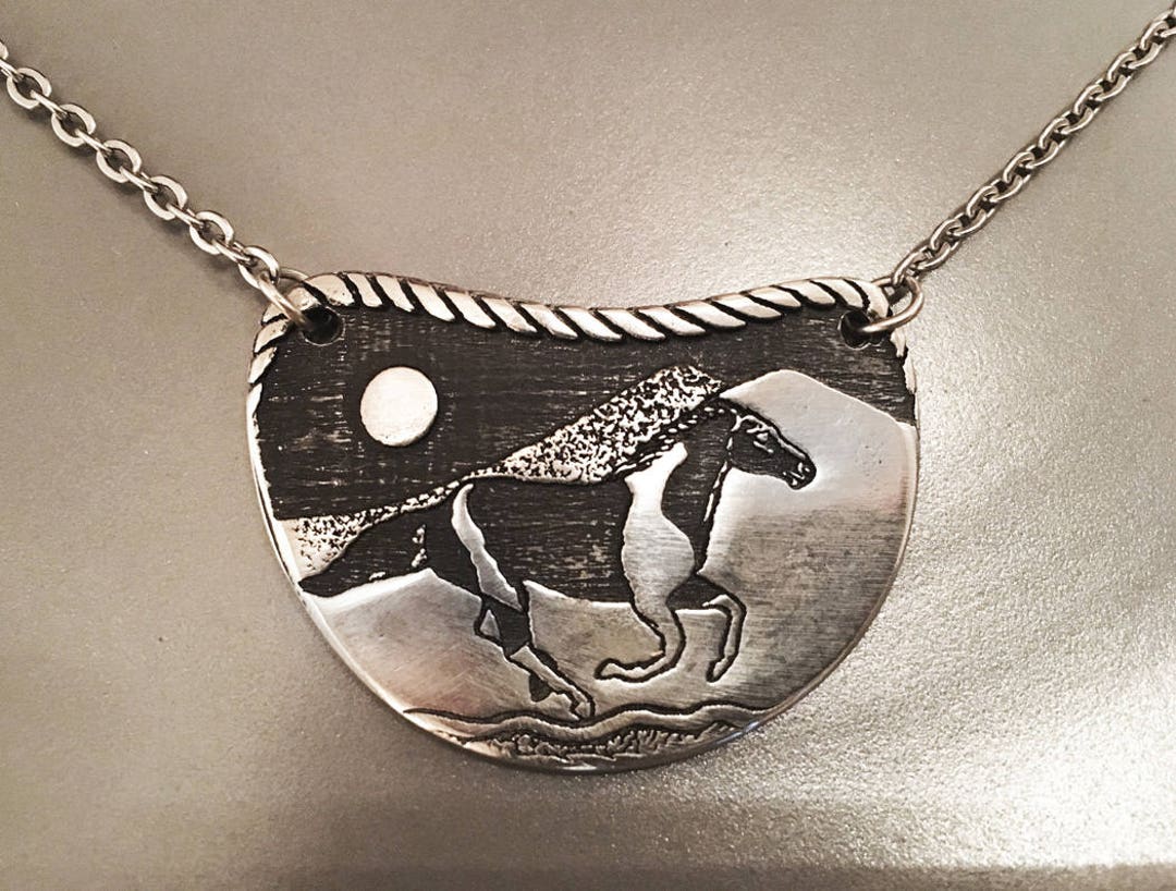 Horse Jewelry, Paint Horse Choker Necklace - Etsy