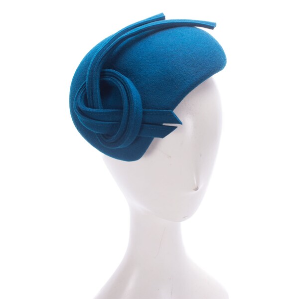 Dramatic Bes Ben Pinwheel Hat With Shaved Feathers. - Etsy Canada