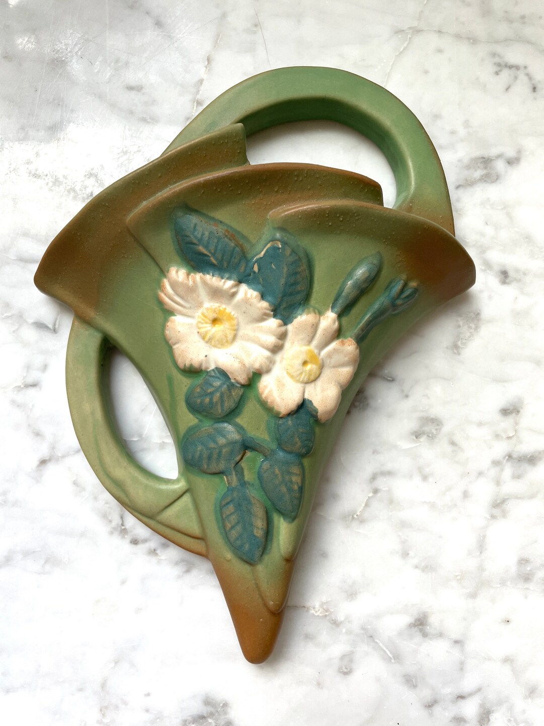 1940 Roseville Pottery Reproduction White Rose Wall Pocket in Green ...