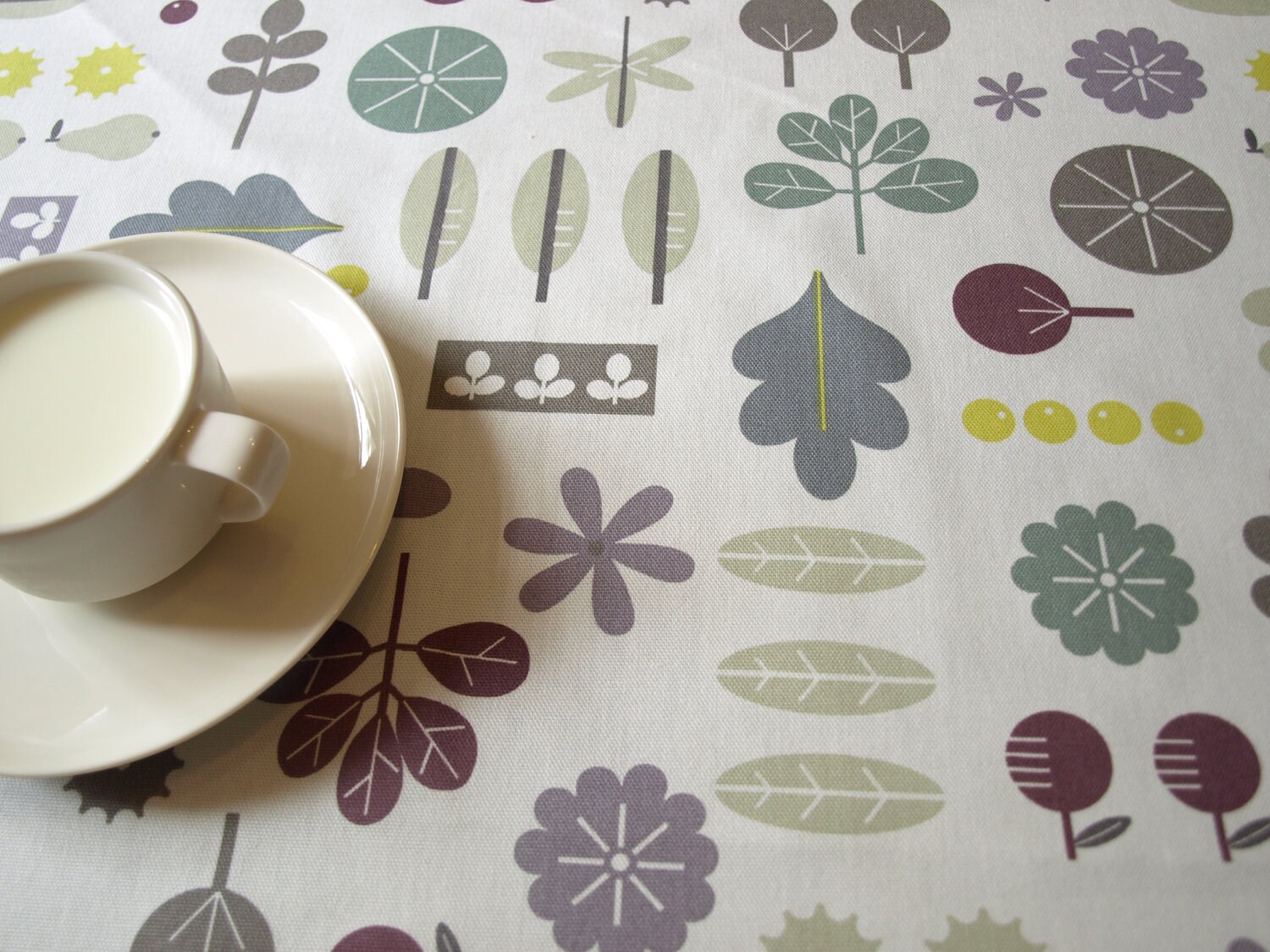 Tablecloth White Abstract Garden Leaves Modern Scandinavian - Etsy