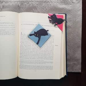 Black Cat or Dog Laminated Corner Bookmark - Etsy