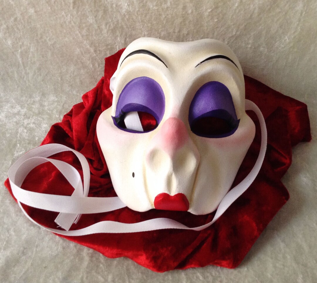 Artisan Half Mask 'madame La Baroness' (heavy White "make-up ...