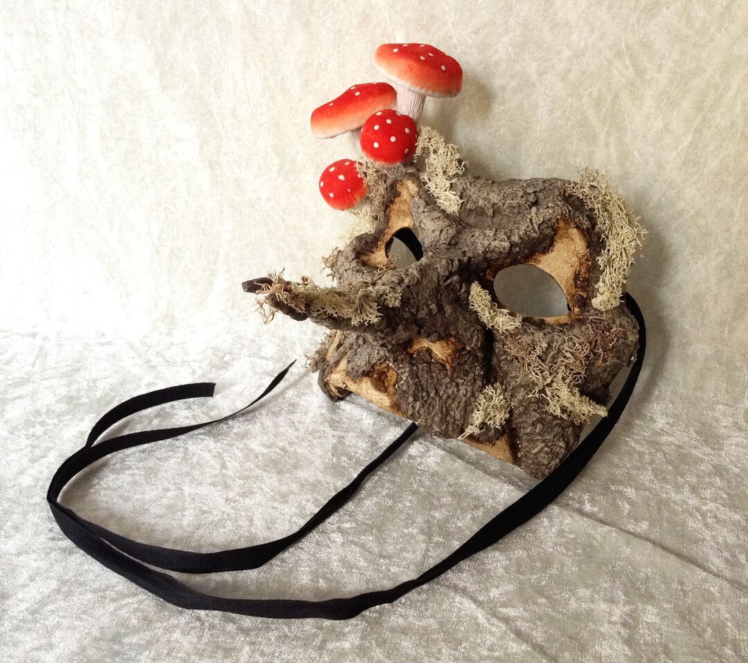 Artisan Half Mask: 'angry Tree Mask' (branche Nose, Moss and Toadstools ...