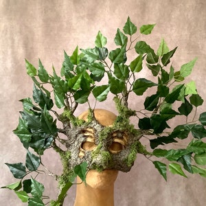 Artisan Half Mask on a Stick: 'tree Mask Green Leaves Deluxe ...