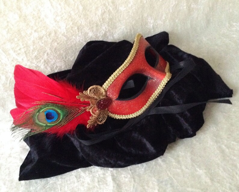 Artisan Eye Mask: 'elegant Red Feathers' - Etsy