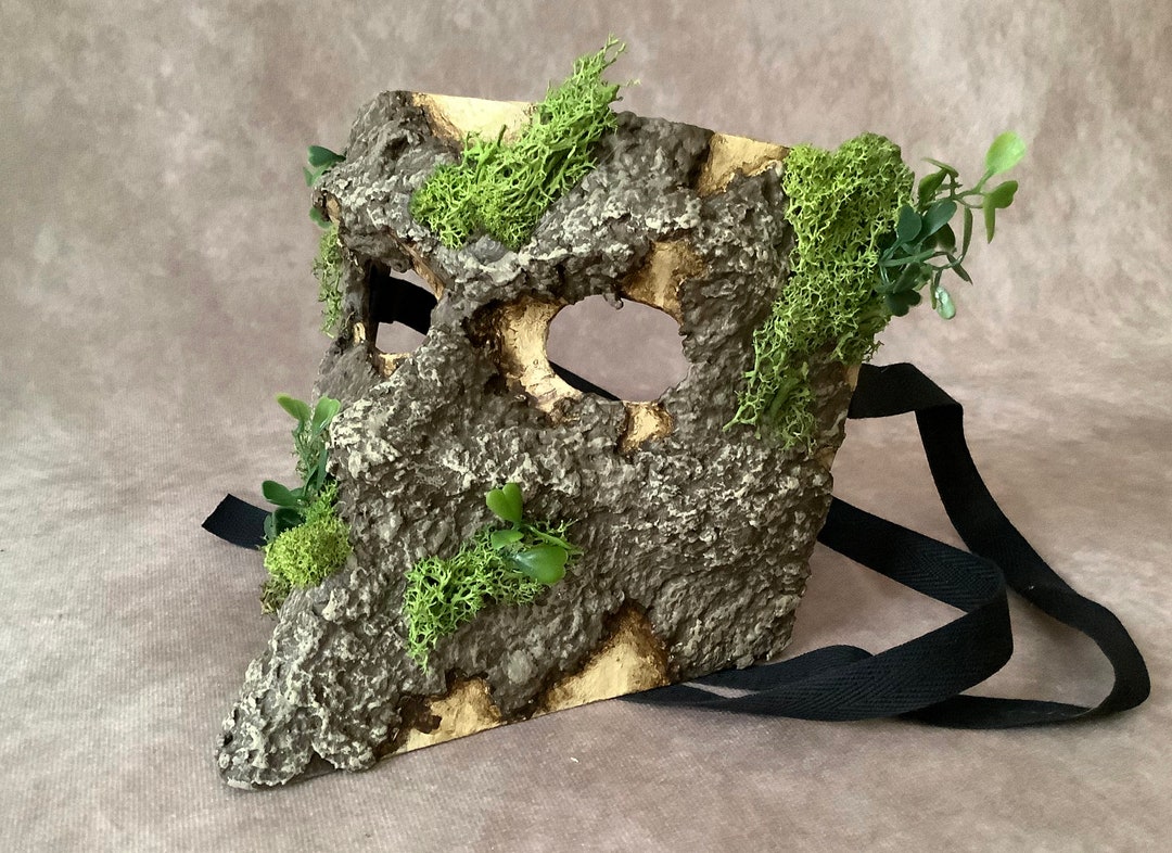 Artisan Half Mask: 'bauta Tree Mask' (with Moss ) - Traditional ...