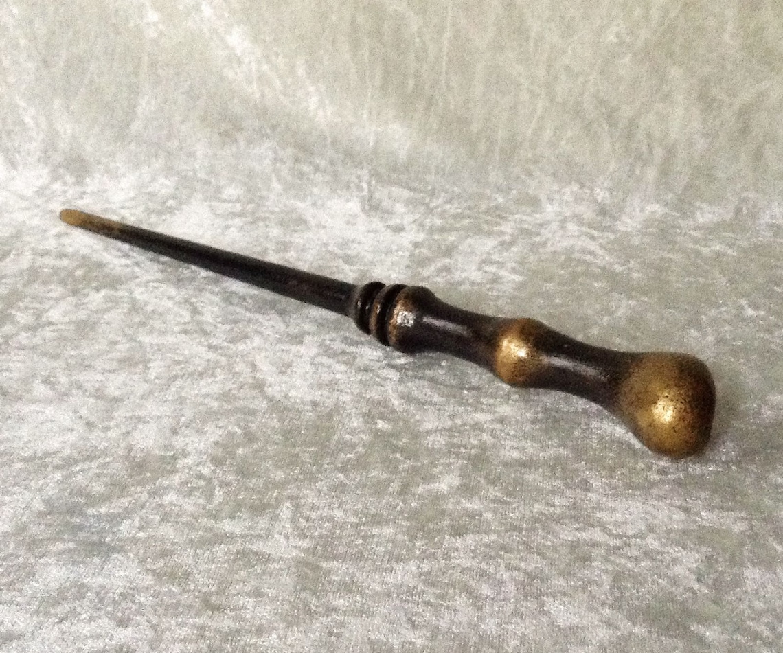 Wand M: 'elegant Gold' Handmade Handsculpted Wand - Etsy