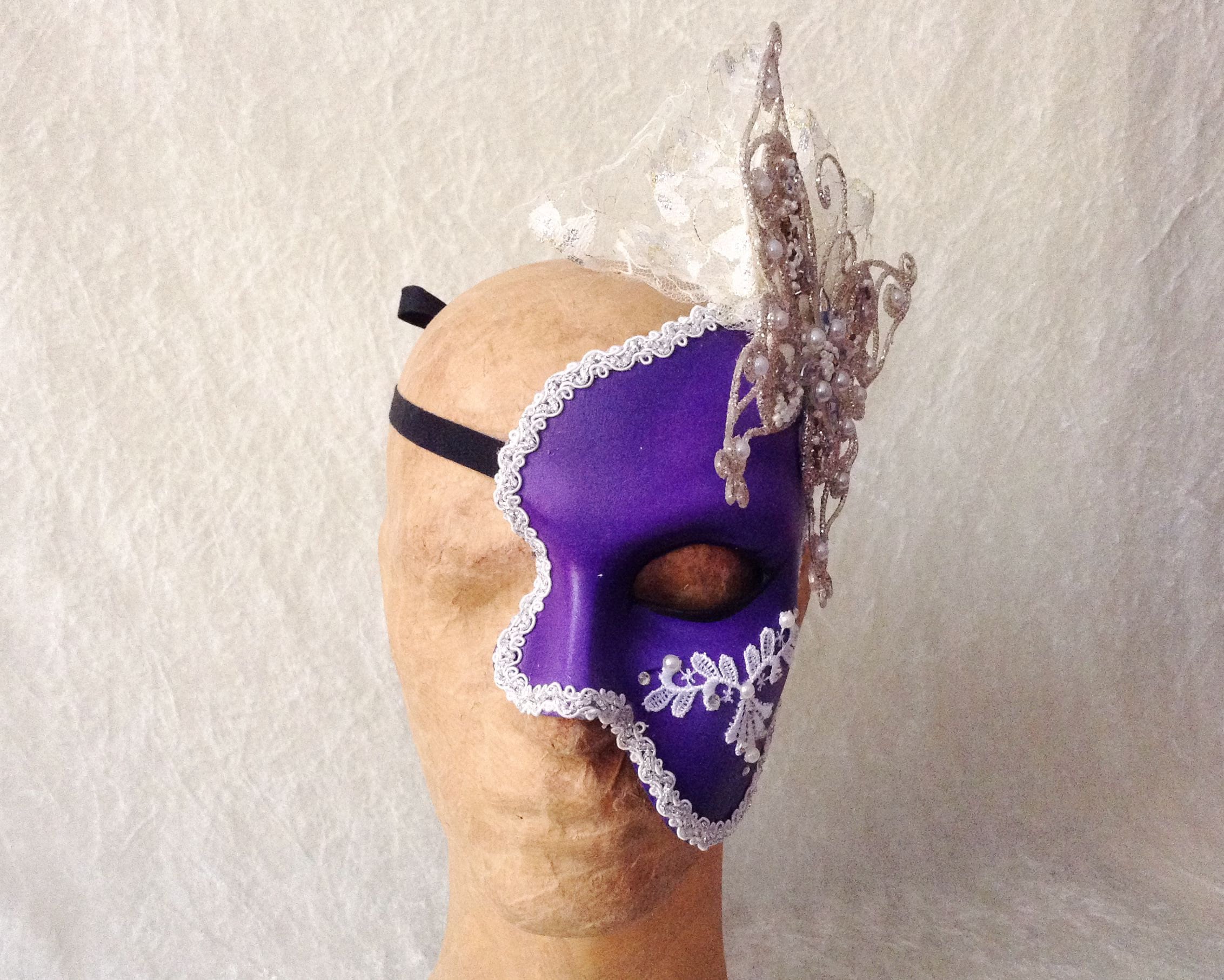 Artisan quarter mask: 'Elegant purple and white' lace | Etsy