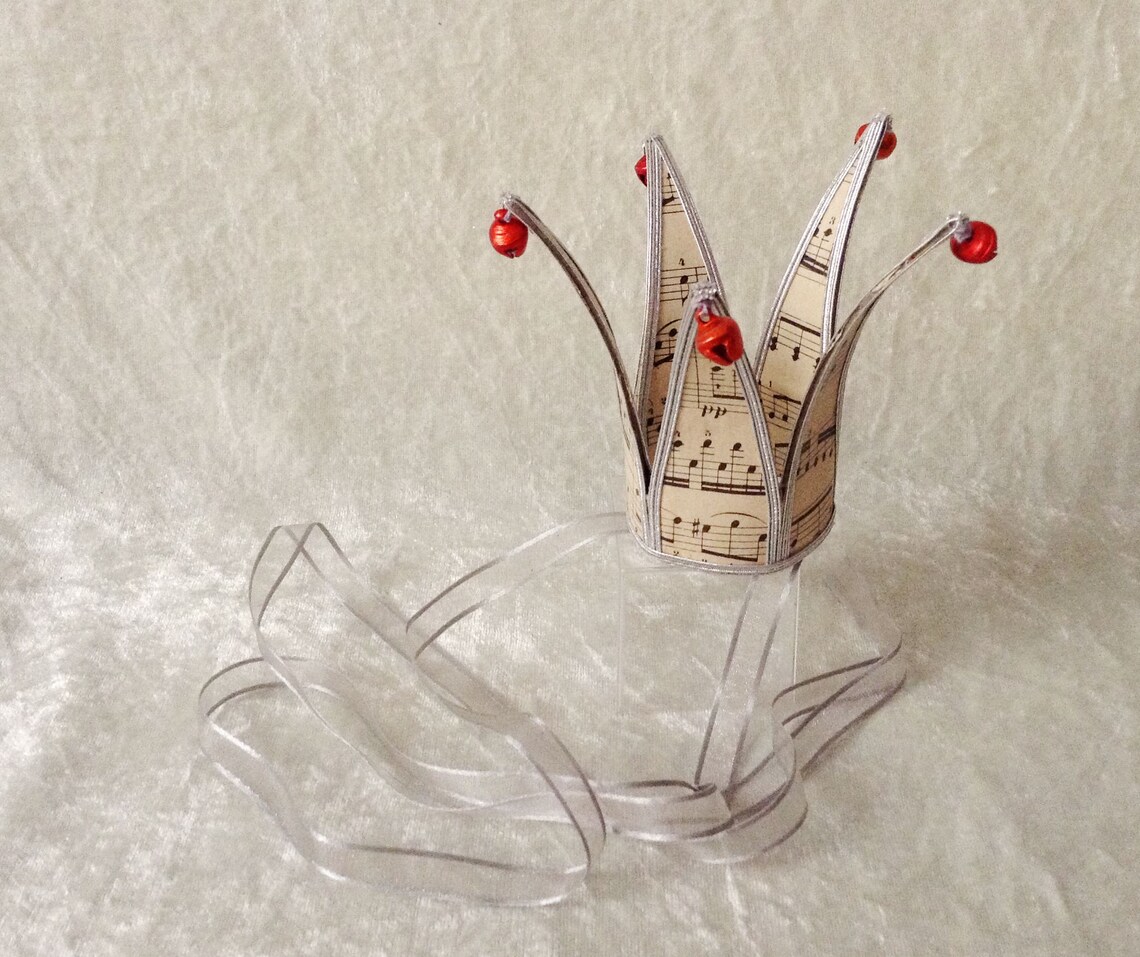 Crown small with vintage music paper silver finish and red | Etsy
