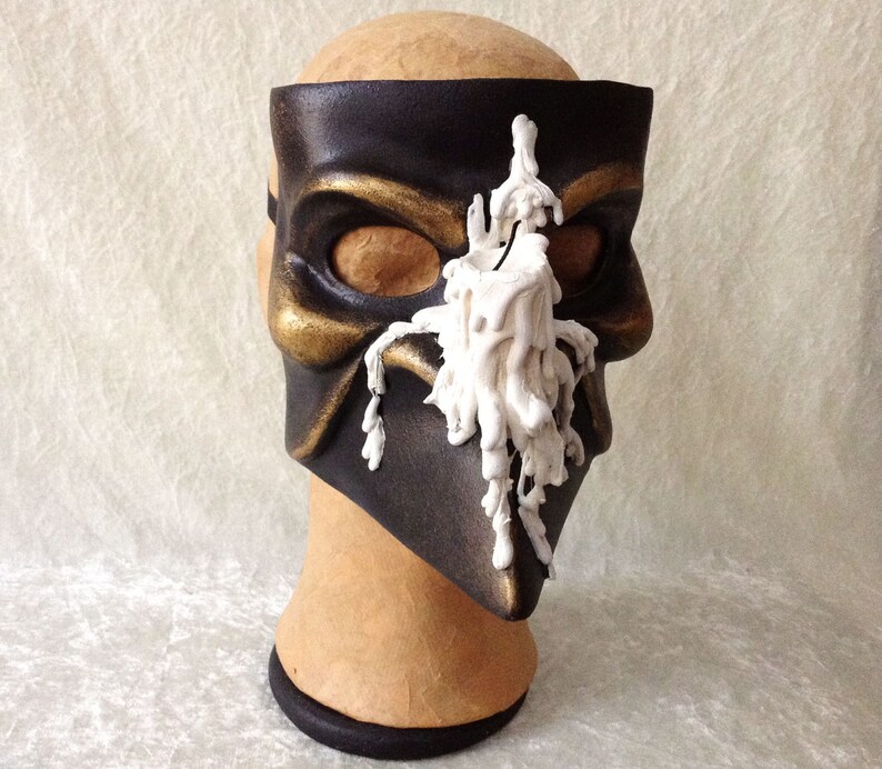 Artisan Bauta Mask expressive: 'angry Black Bauta With - Etsy