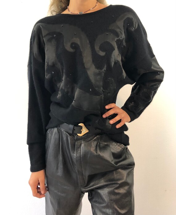 Outlander vintage black sweater - Gem