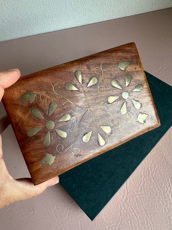 Wooden brass design everyday - Gem