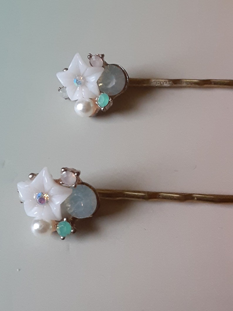 Little White Flower Bobby Pins, Bobby Pins Set of 2, Little White ...