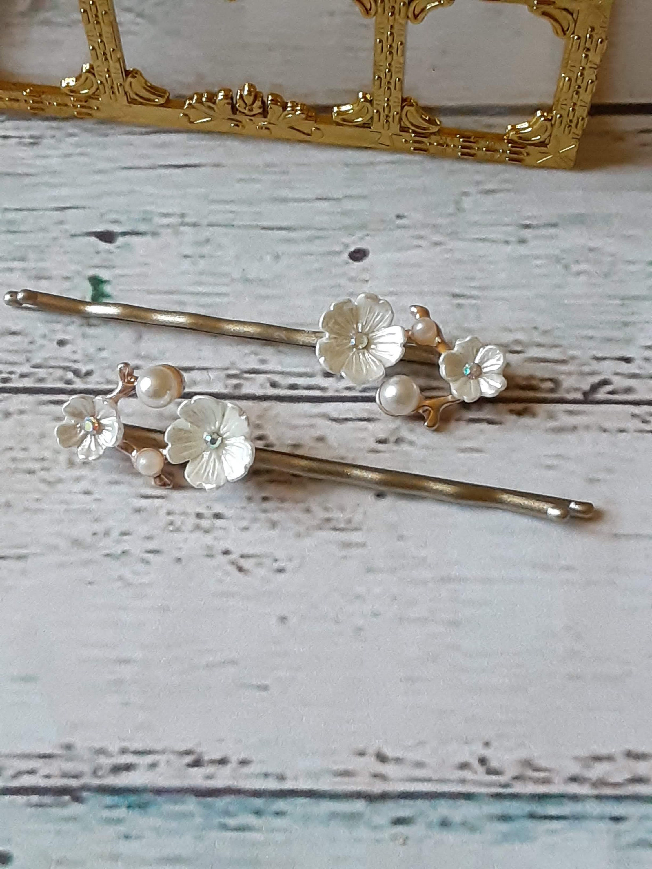 White and Golden Bobby Pins Set of 4 Bridal Bobby Pins White Flowers ...