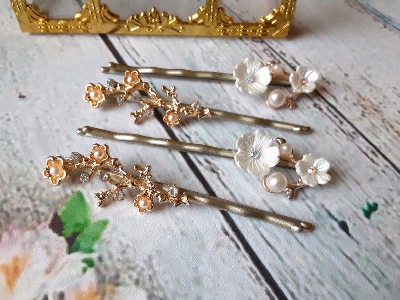 White and Golden Bobby Pins Set of 4 Bridal Bobby Pins White Flowers ...