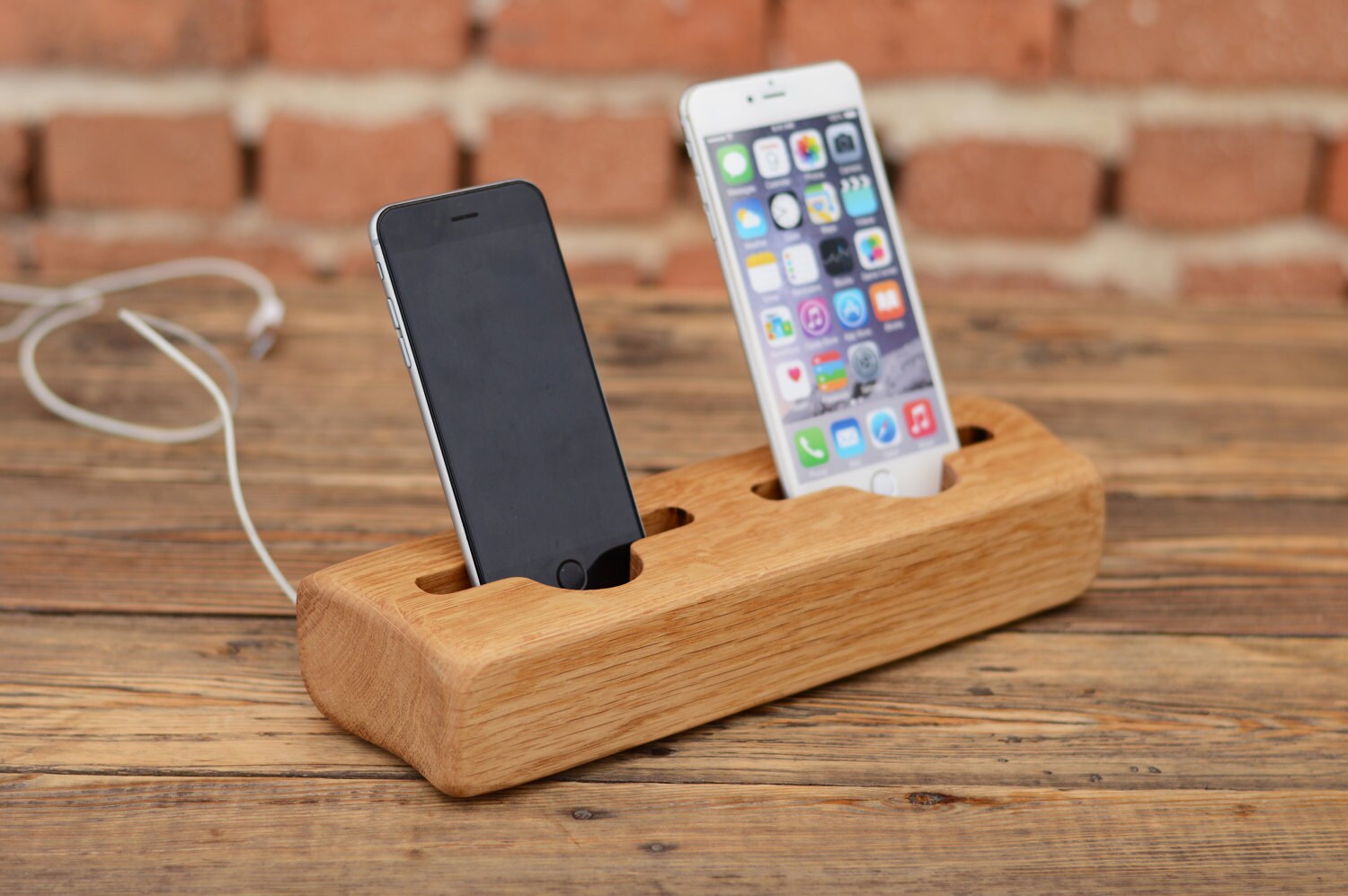 Docking & Stands iPhone Docking Station Driftwood iPhone Stand Wooden ...