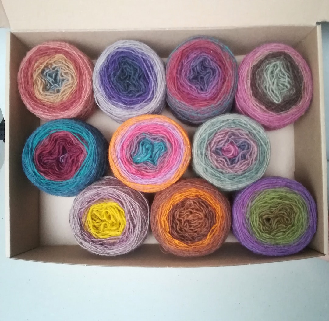 Mix Color Sheep Wool Yarn 12.3oz 350g Shade Box Box of Assorted Craft ...
