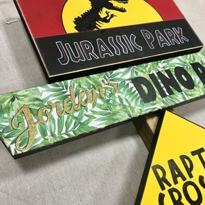 Custom Dinosaur Directional Sign - Etsy