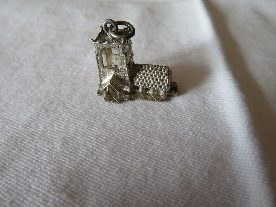 Vintage CHIM Large Silver Opening Church/cathedral Charm/pendant/fob ...