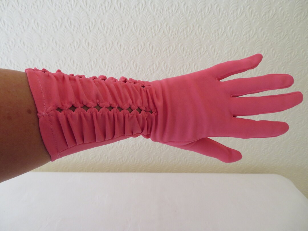 Vintage Pink Nylon Mid Length Gloves by Millington – 1950s Pleated ...
