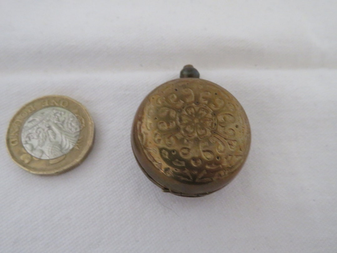 Vintage/antique Brass Pocket Watch Style Sovereign Case With Floral ...