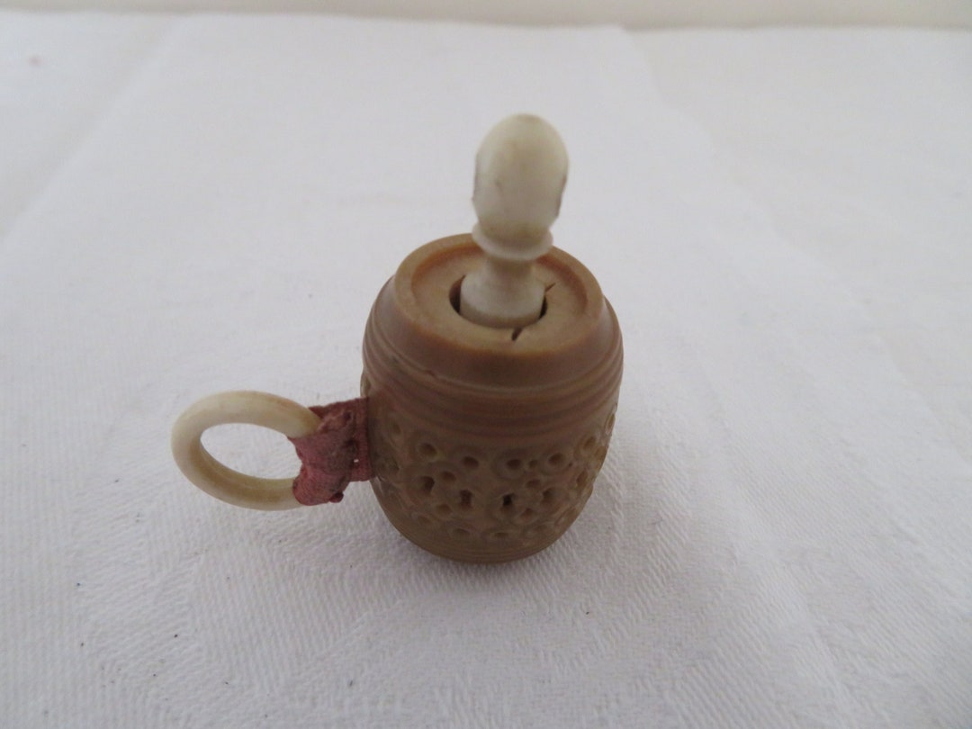 Vintage Pierced Tagua Nut/vegetable Ivory & Bone Tape Measure - Cloth ...