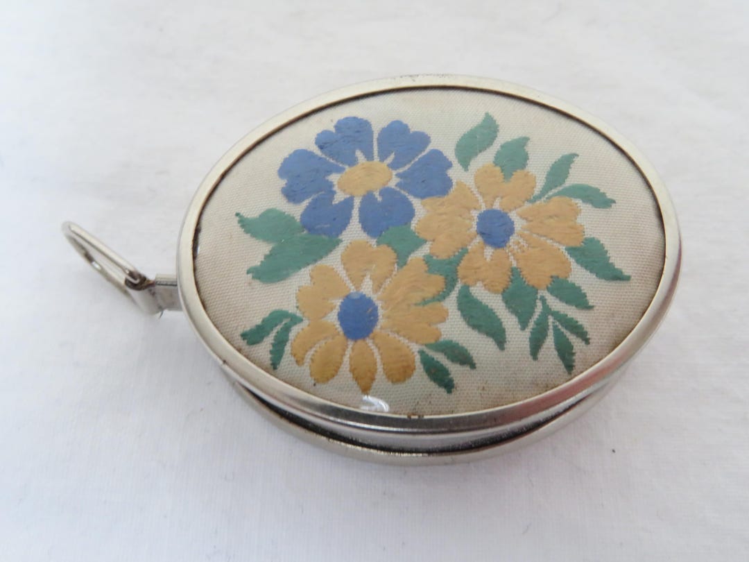 Vintage Oval Silver Tone Retractable Tape Measure, Blue, Yellow & Green ...